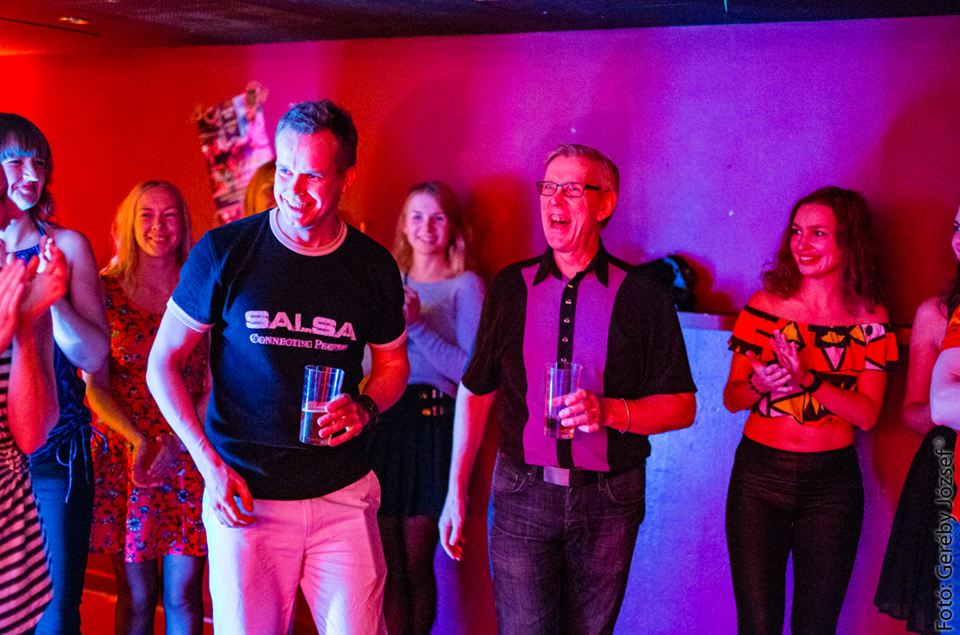 Salsa Social -illat ovat täällä! – Salsa del Este